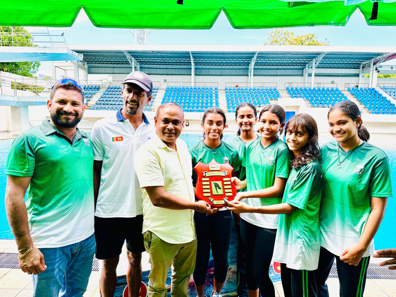 Ruel Wickramaratne and Manudi Gunaratne shine as Sub-Junior Diving ...